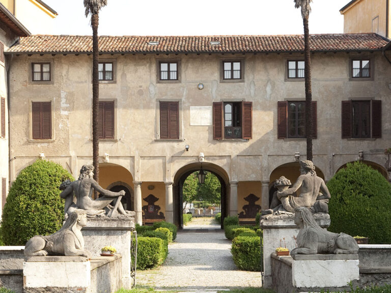 Villa Ambiveri – Di Famiglia In Famiglia – Itinerari turistico ...